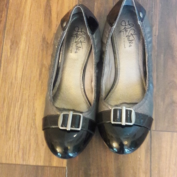 Life Stride | Shoes | Life Stride Flex Sole Flats | Poshmark